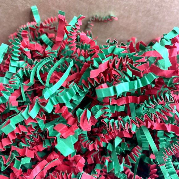 Spring Fill | Party Supplies | Crinkle Cut Christmas Blend Curated Box ...